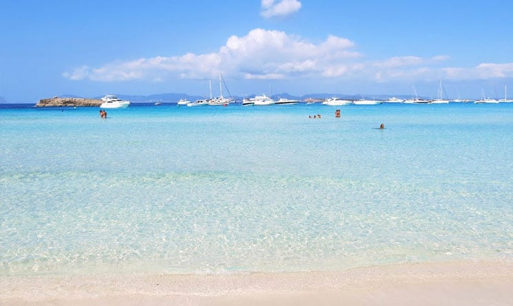 The 7 Most Exquisite Beaches in the World